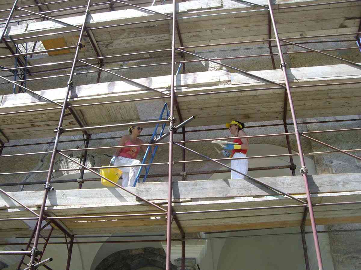 Restauro Lapideo e Stucchi: conservare e ristrutturare lapidi e monumenti